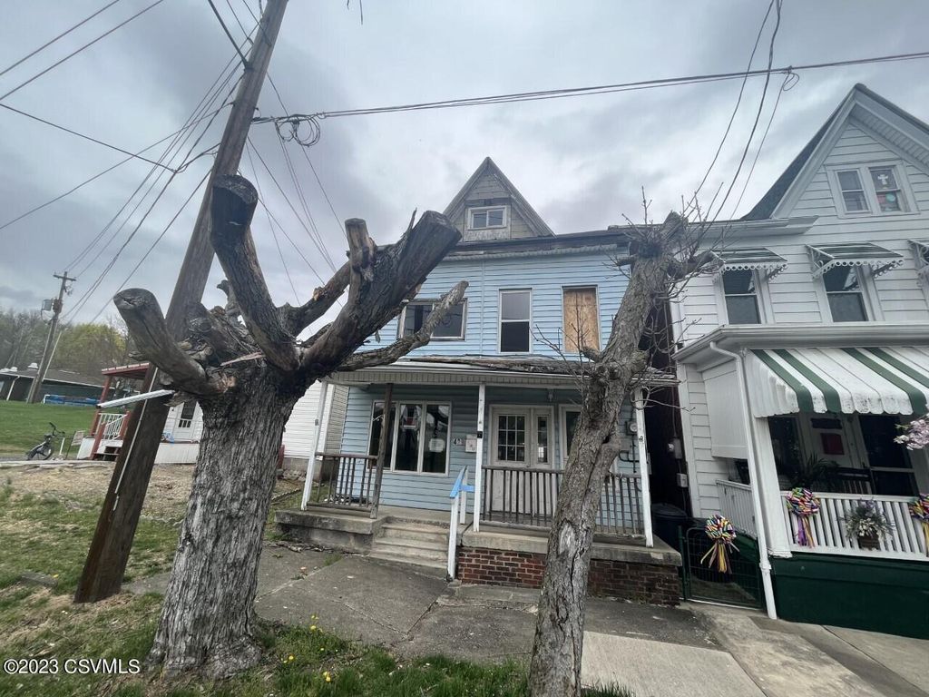 429-431 N Market St, Mount Carmel, PA 17851 - See Est. Value, Schools ...