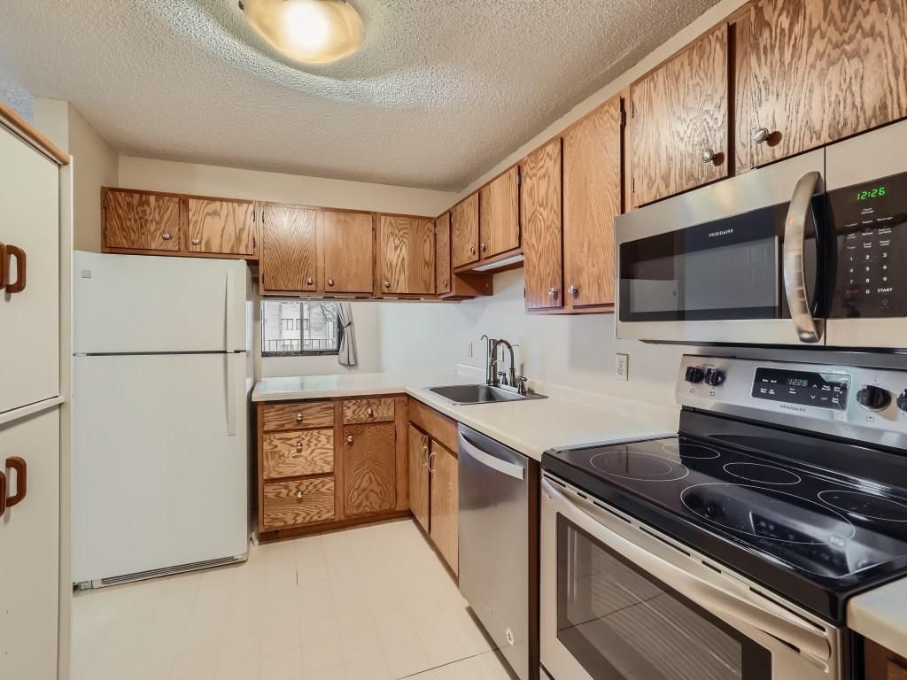 5697 Green Circle Dr #207, Minnetonka, MN 55343 - See Est. Value ...