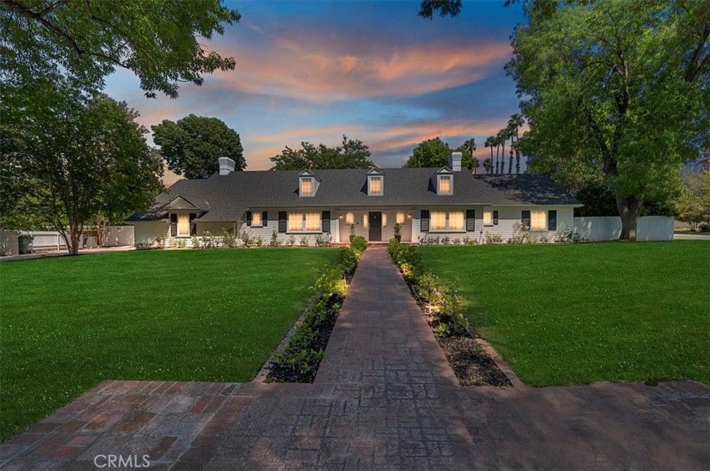 5164 Victoria Ave, Riverside, CA 92506 - See Est. Value, Schools & More