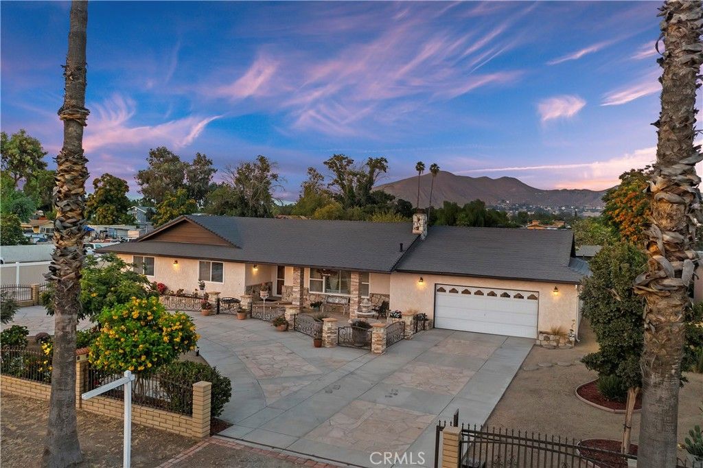 3971 Corona Ave, Norco, CA 92860 - See Est. Value, Schools & More