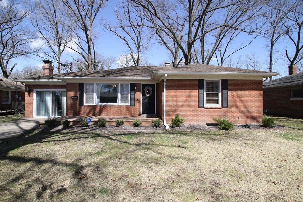 3608 McArthur Blvd, Alton, IL 62002 | Trulia