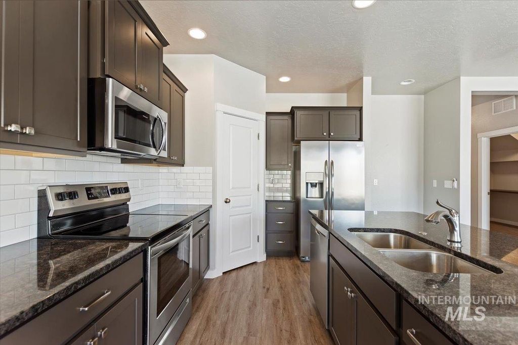 4676 W Silver River St, Meridian, ID 83646 - See Est. Value, Schools & More