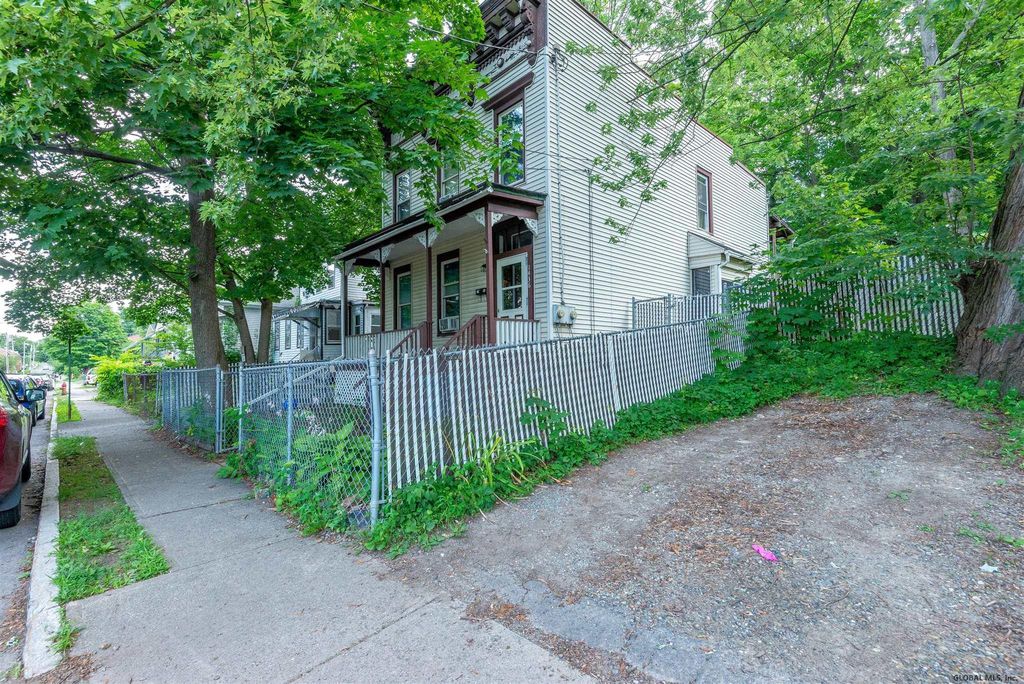 1436 1ST Street, Rensselaer, NY 12144 | Trulia