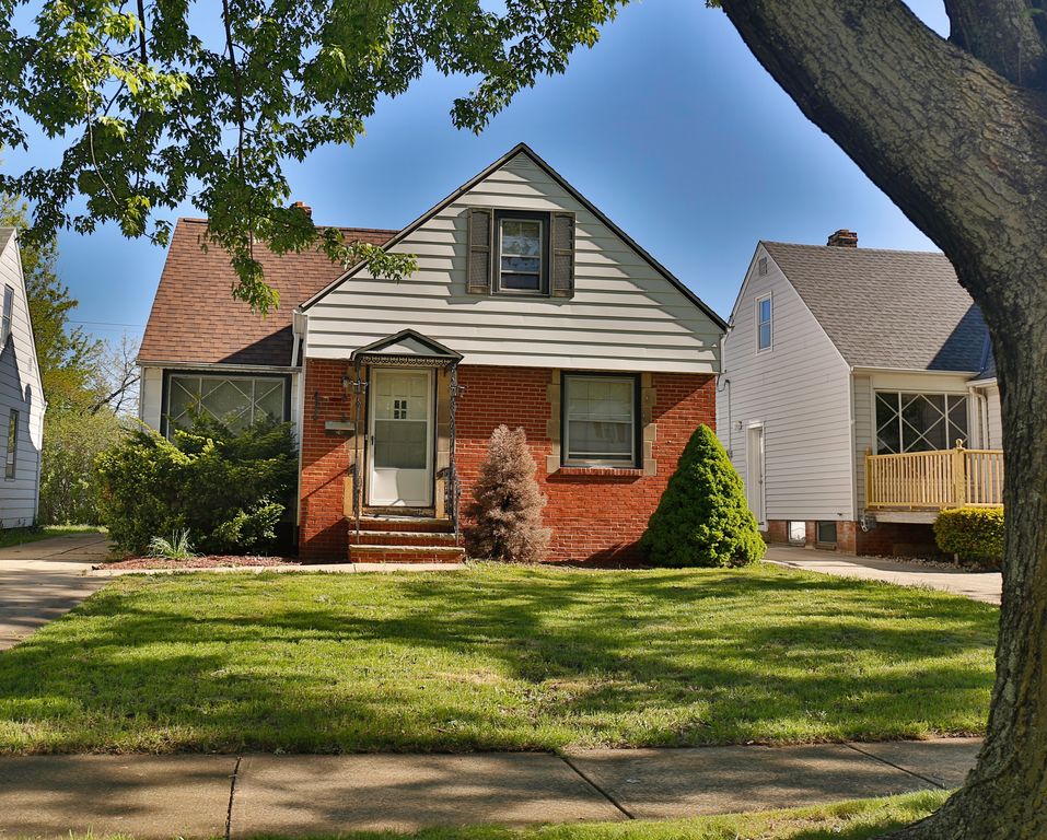 4065 Bayard Rd, South Euclid, OH 44121 - See Est. Value, Schools & More