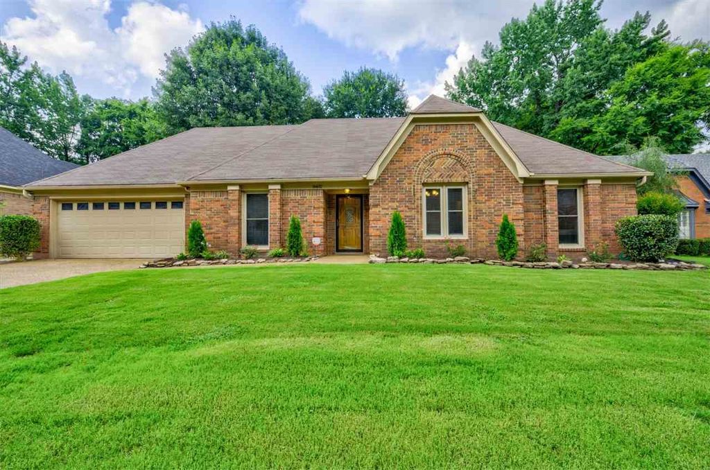 8402 Walnut Tree Dr #69, Cordova, TN 38018 - See Est. Value, Schools & More