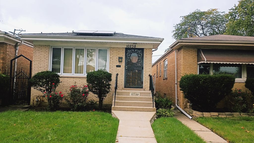 10238 S Princeton Ave, Chicago, IL 60628 | MLS# 11895648 | Trulia