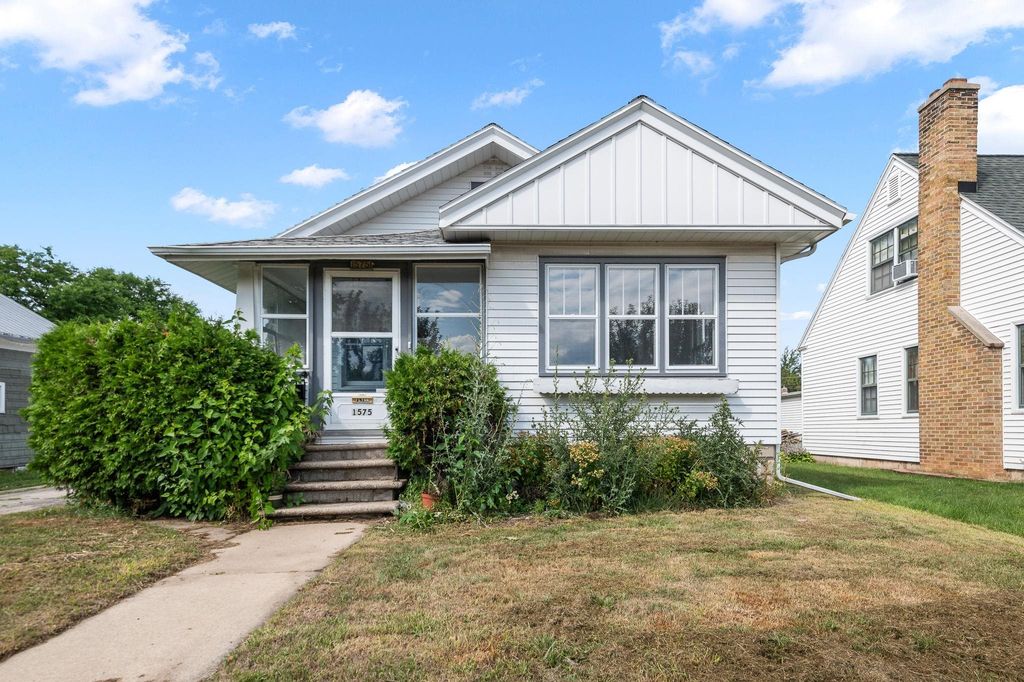 1575 Kimball St, Green Bay, WI 54302 - See Est. Value, Schools & More