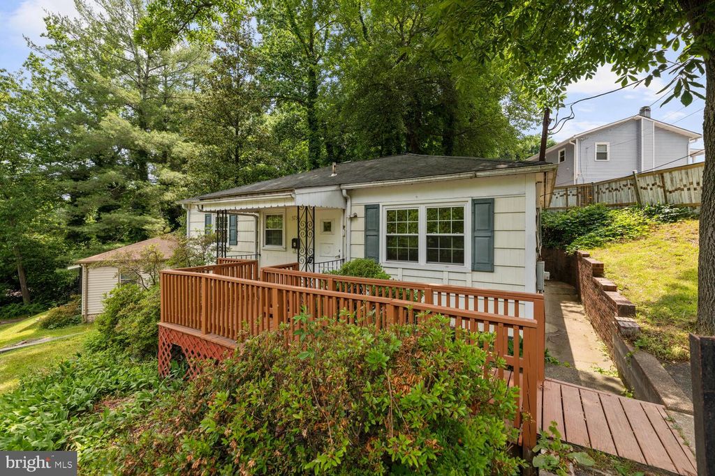 5736 N Carlin Springs Rd, Arlington, VA 22203 - See Est. Value, Schools ...