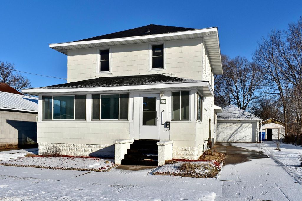 714 E Mark St, Winona, MN 55987 | MLS# 7013085 - Trulia | Trulia