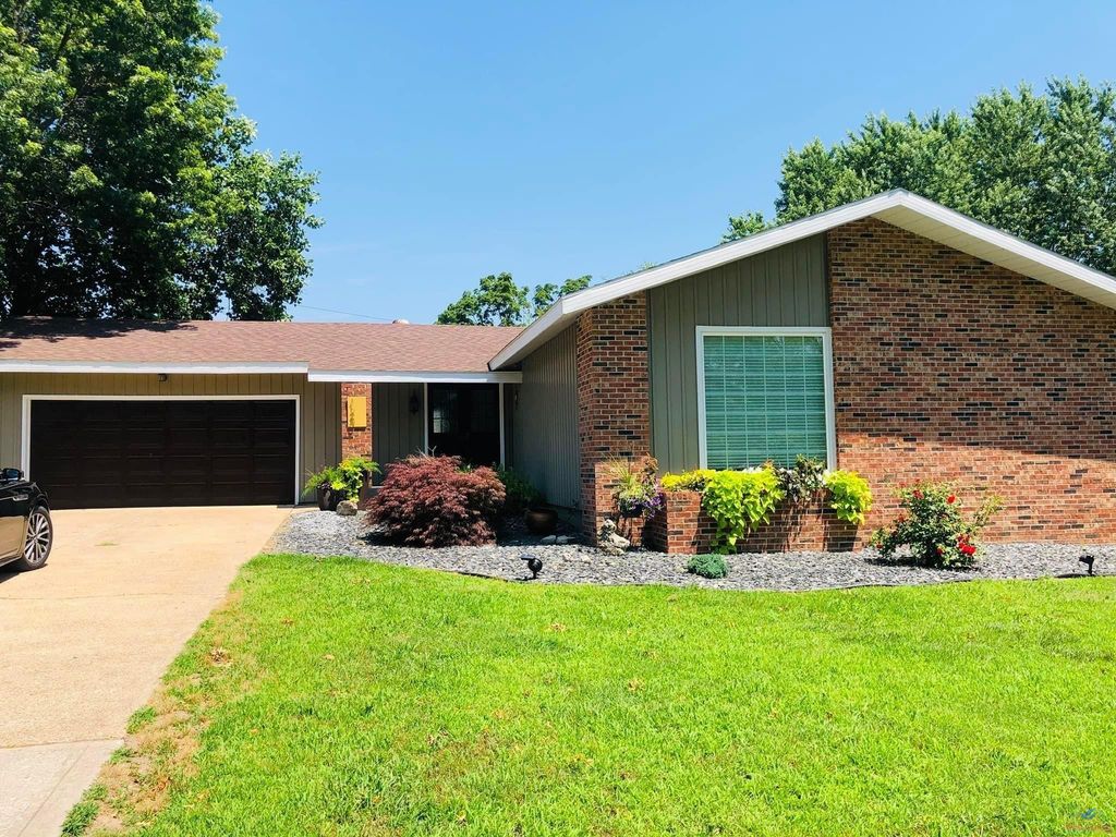 120 Randall Ave, Warsaw, MO 65355 | Trulia