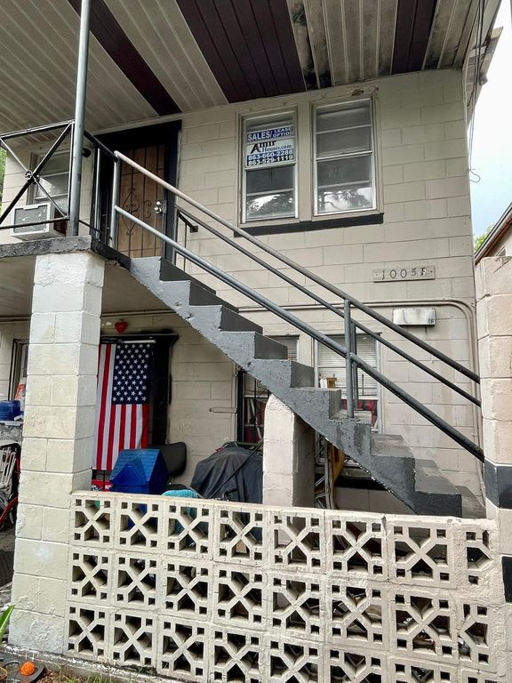 1005 W Arch St #F, Tampa, FL 33607 - See Est. Value, Schools & More