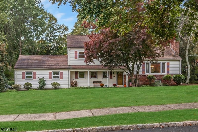 23 Autumn Dr, Basking Ridge, NJ 07920 - See Est. Value, Schools & More