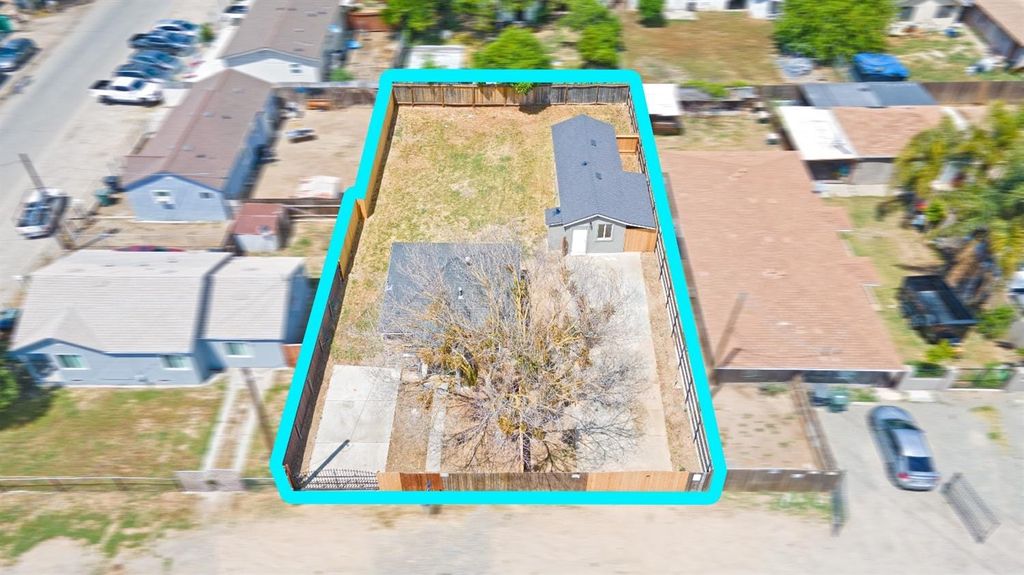 1833 Kenneth St, Modesto, CA 95351 - See Est. Value, Schools & More