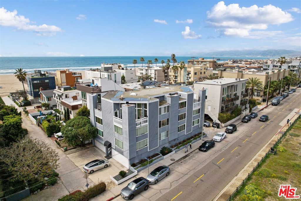 33 Privateer St #3, Marina Del Rey, CA 90292 - See Est. Value, Schools ...