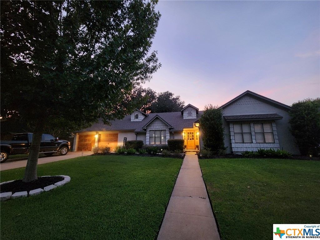 304 Turtle Rock Dr, Victoria, TX 77904 - See Estimated Value