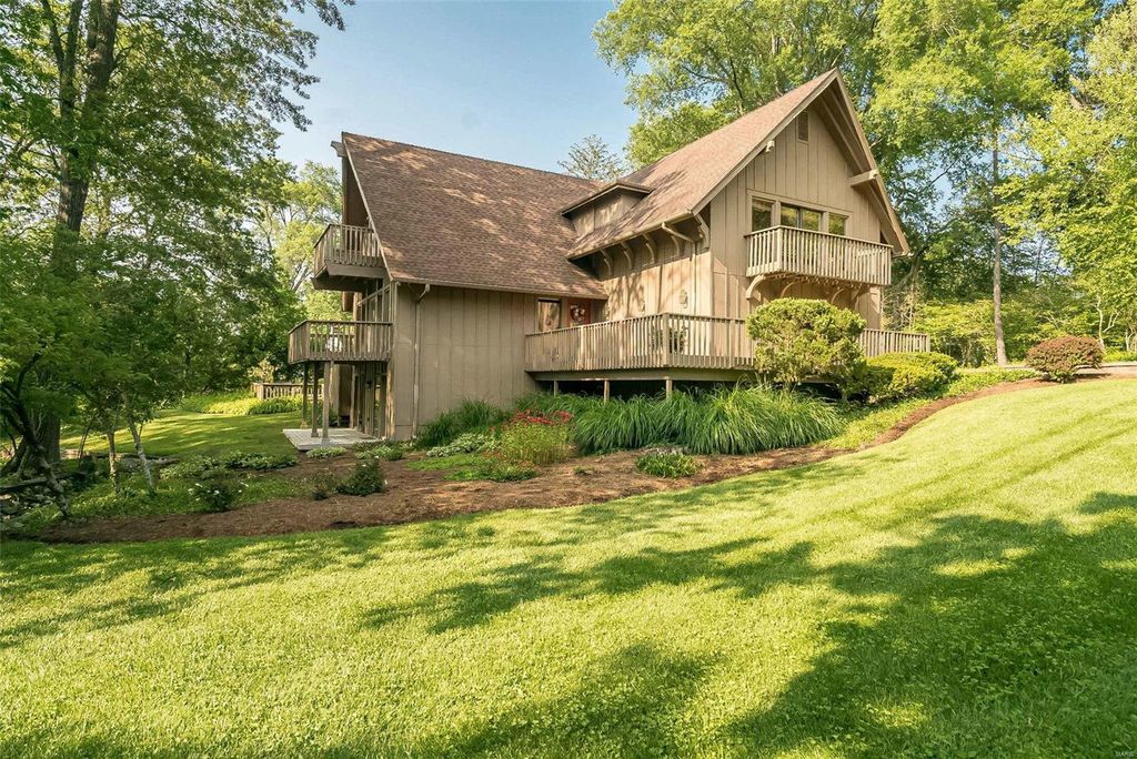 12001 Robyn Park Dr, Saint Louis, MO 63131 - See Est. Value, Schools & More