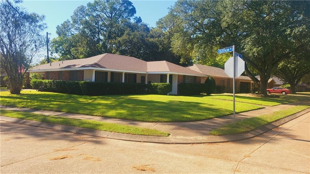 1911 Salem Dr, Alexandria, LA 71301 - See Est. Value, Schools & More