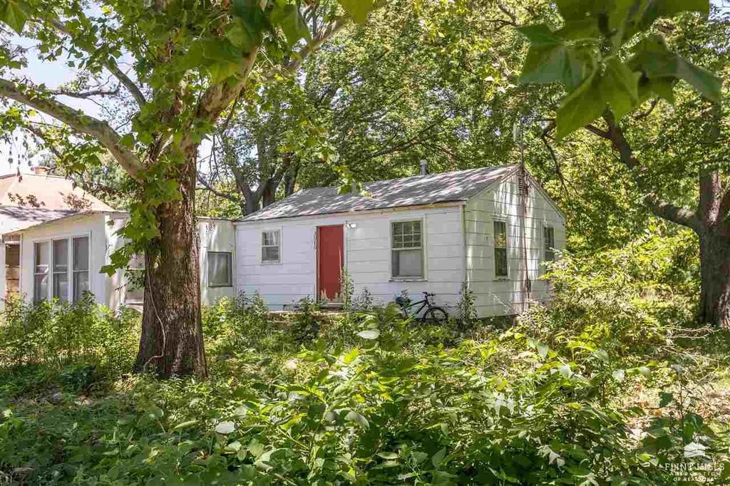 3080 Reservation Dr, Manhattan, KS 66503 | MLS# 20230561 | Trulia