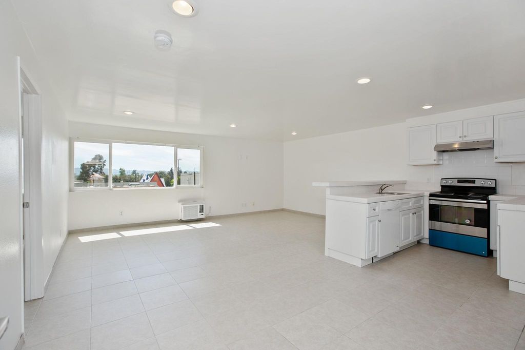 905 N 3rd St #108, Burbank, CA 91502 - See Est. Value, Schools & More