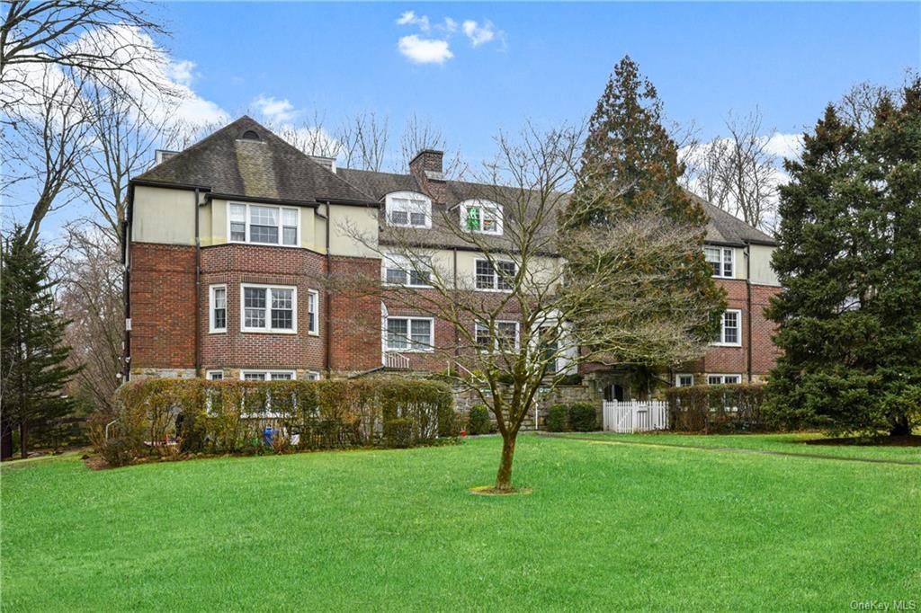 11 Sentry Place UNIT 1B, Scarsdale, NY 10583 | Trulia
