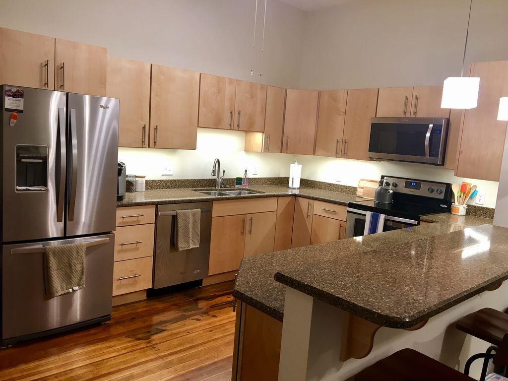 114 E University Ave #2, Champaign, IL 61820 - See Est. Value, Schools ...