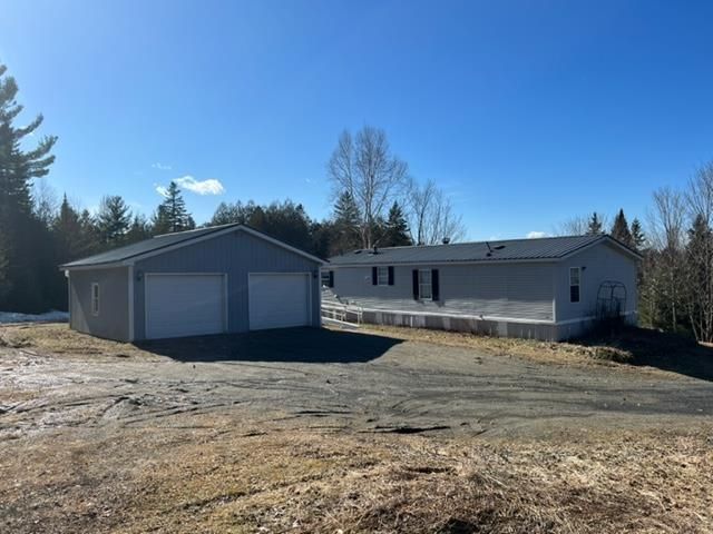 3055 ward Hill Road, East Hardwick, VT 05836 - See Est. Value, Schools ...