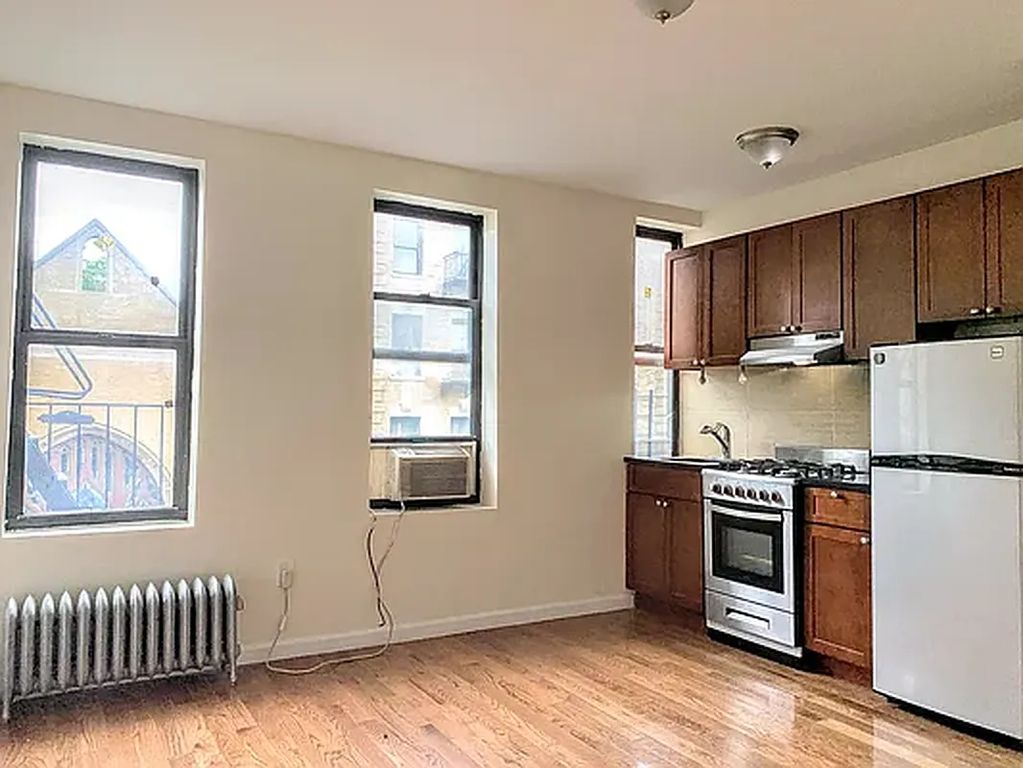 210 W 133rd St #2U, New York, NY 10030 - See Est. Value, Schools & More