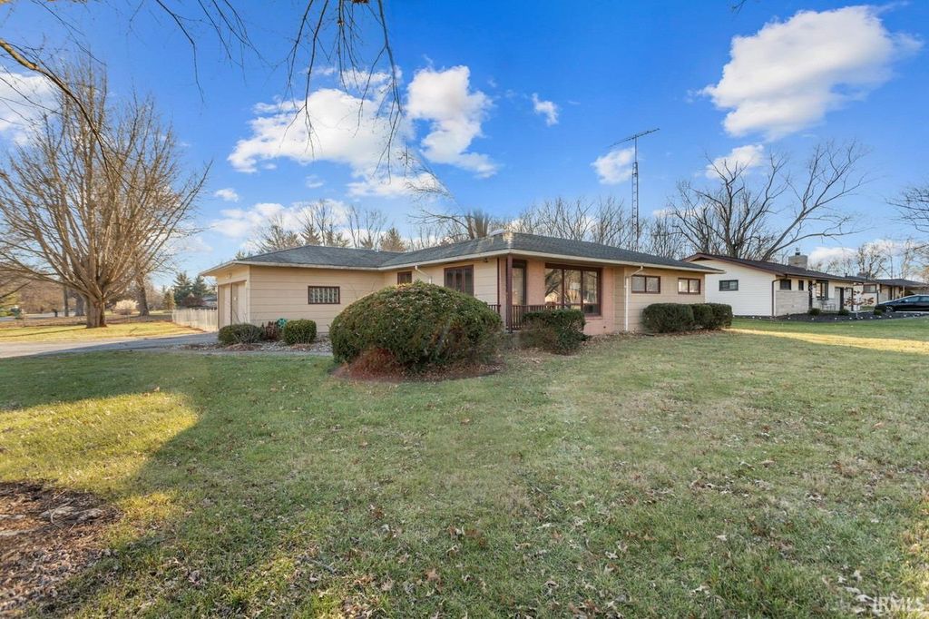 971 N 400 W, Kokomo, IN 46901 - See Est. Value, Schools & More
