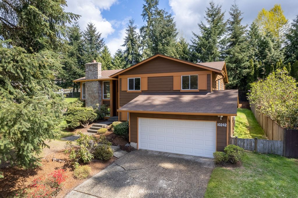 10242 168th Place NE, Redmond, WA 98052 | Trulia