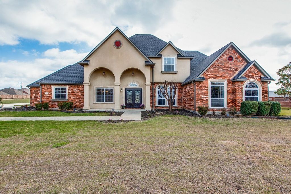 285 Kate Ln, Princeton, TX 75407 - See Est. Value, Schools & More