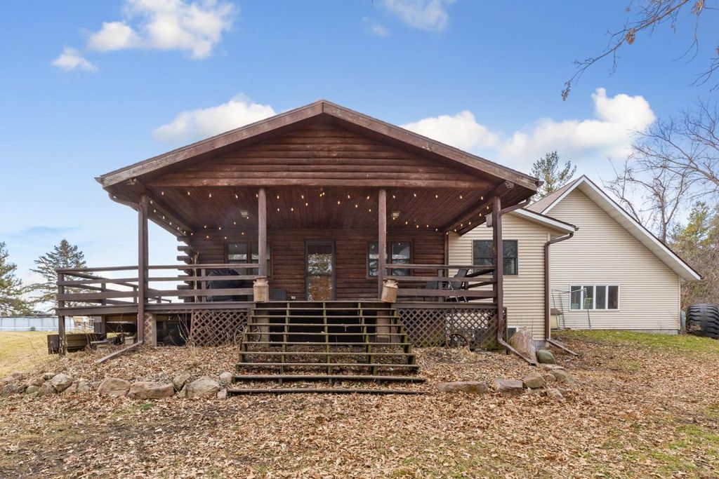 33245 90th St, Waseca, MN 56093 - See Est. Value, Schools & More