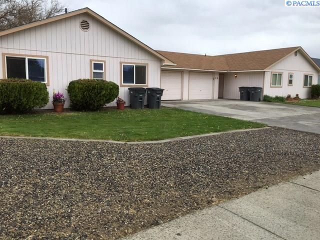 3 A&b N, Kennewick, WA 99336 - See Est. Value, Schools & More