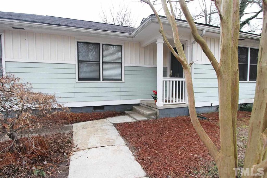 611 Elm St #2, Raleigh, NC 27609 - See Est. Value, Schools & More