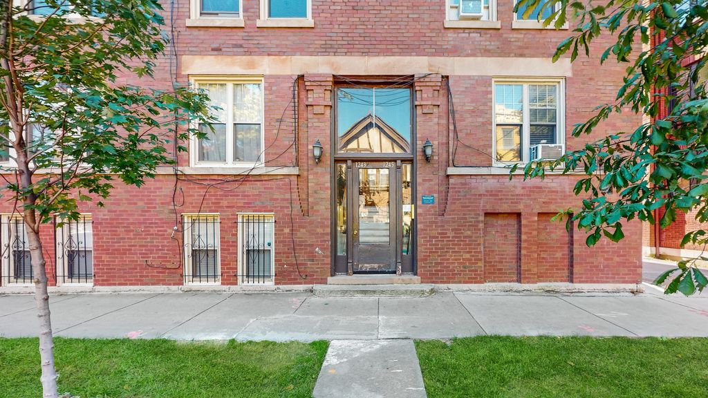 1243 W Thorndale Ave #G, Chicago, IL 60660 - See Est. Value, Schools & More