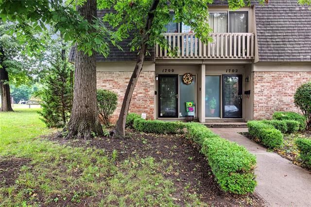 1700 E 97th St, Kansas City, MO 64131 | Trulia