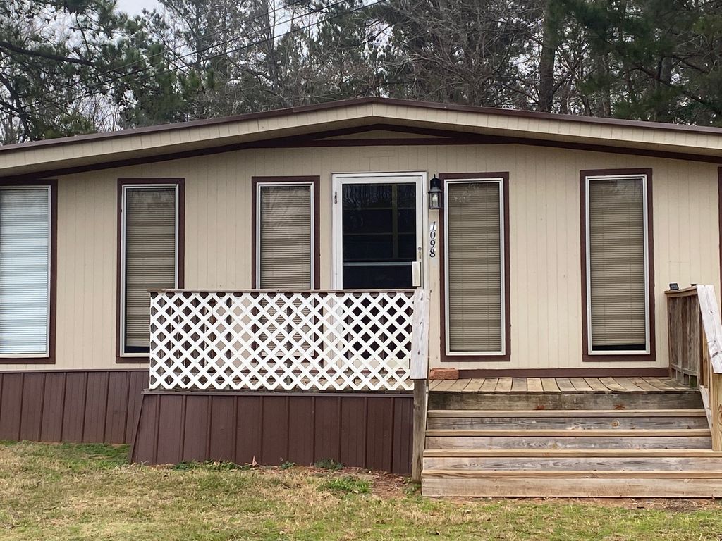 1098 W 1st St #B, Hughes Springs, TX 75656 | Trulia