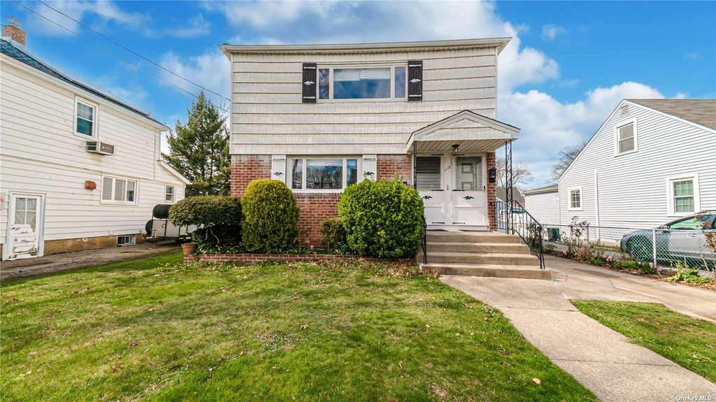 118 Sherman Avenue, Williston Park, NY 11596 | Trulia