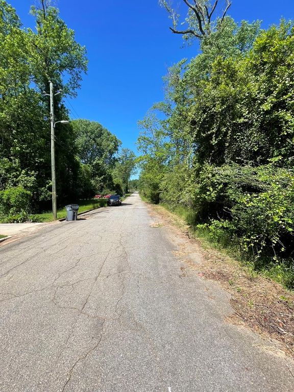 Valley Dr, Americus, GA 31709 - See Est. Value, Schools & More