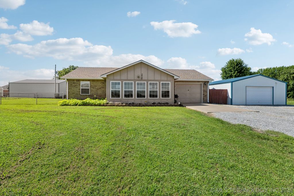 2940 E 560 Rd, Locust Grove, OK 74352 | MLS# 2535983 | Trulia