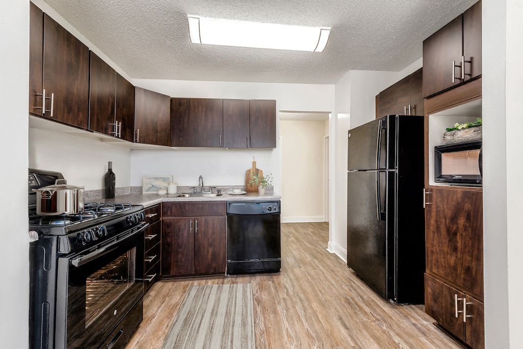 1101 N Calvert St #1-1607, Baltimore, MD 21202 - See Est. Value ...