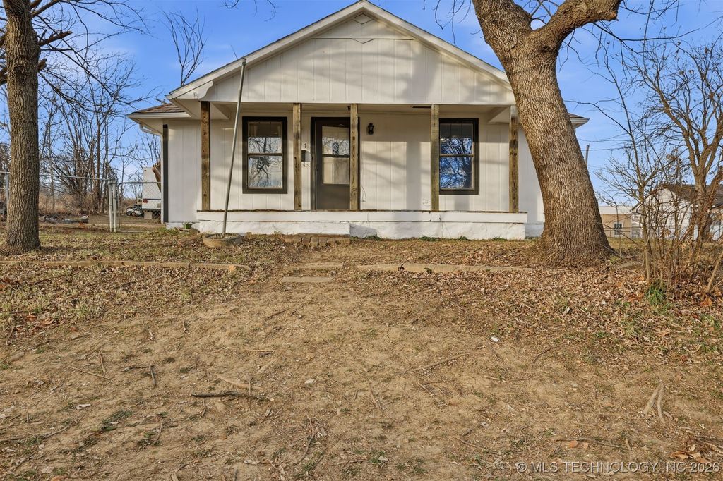 147 E Dale St, Drumright, OK 74030 | MLS# 2600672 | Trulia