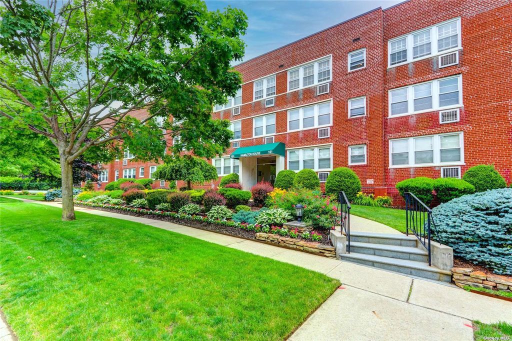 101 Second Street UNIT A10, Garden City, NY 11530 - See Est. Value ...