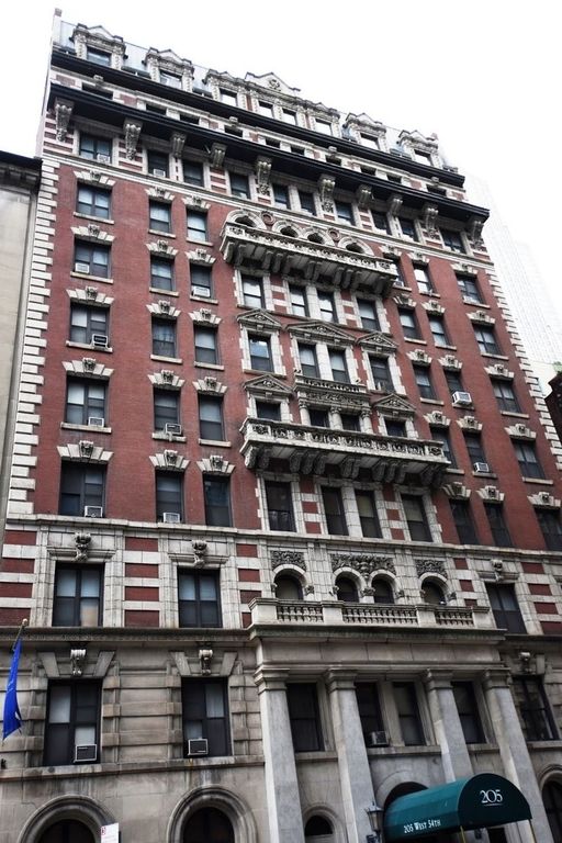 205 W 54th St #9A, New York, NY 10019 | Trulia