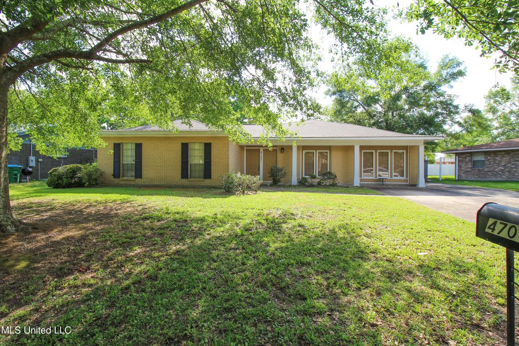 4703 Robinhood Dr, Pascagoula, MS 39581 - See Est. Value, Schools & More