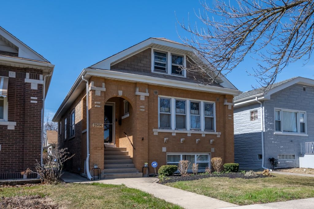 2506 Forest Ave, North Riverside, IL 60546 - See Est. Value, Schools & More