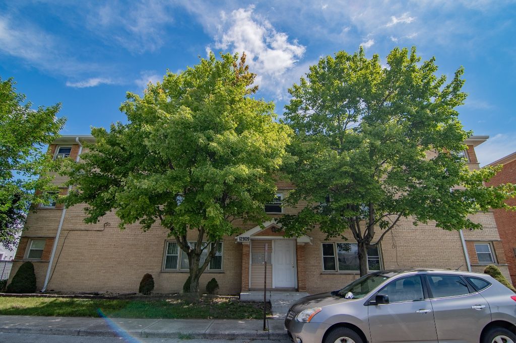 12909 S Page St #3S, Blue Island, IL 60406 - See Est. Value, Schools & More