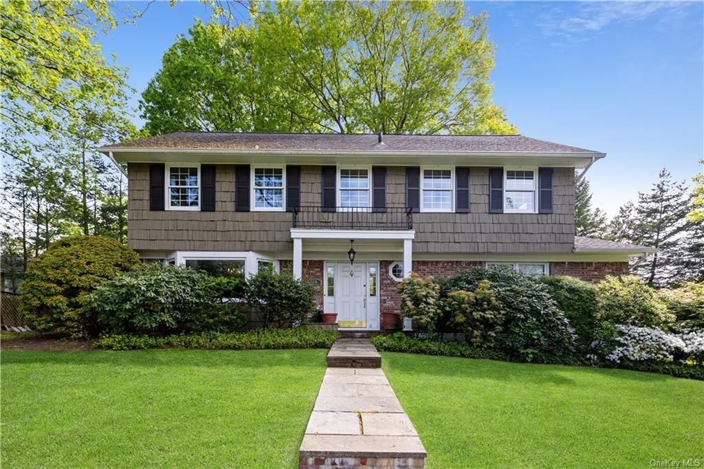 22 Country Ridge Cir, Pt Chester, NY 10573 - See Est. Value, Schools & More