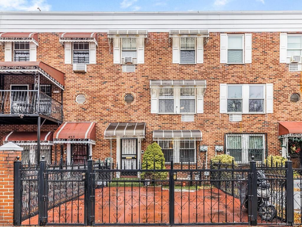 455 E 145th Street, Bronx, NY 10454 - See Est. Value, Schools & More