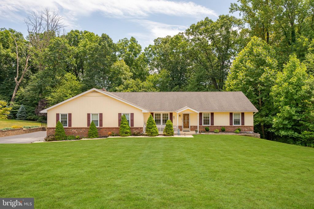 1462 Grove Ave, West Chester, PA 19380 - See Est. Value, Schools & More