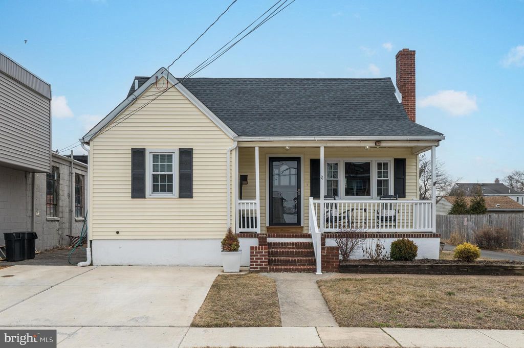 11 S Terrace Ave, Maple Shade, NJ 08052 - See Est. Value, Schools & More